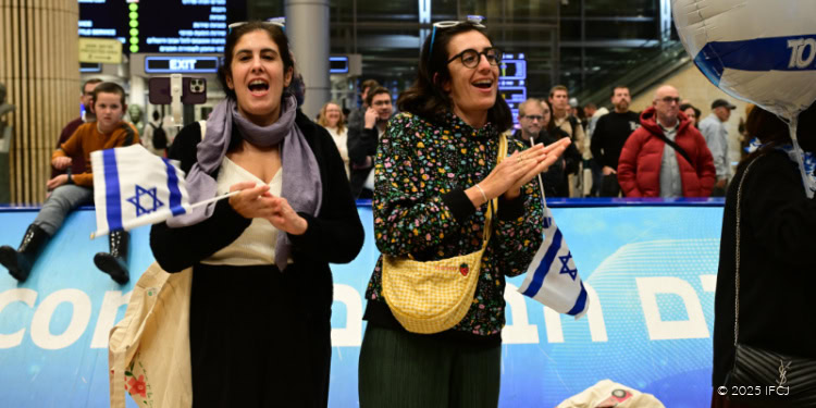 Making Aliyah - IFCJ