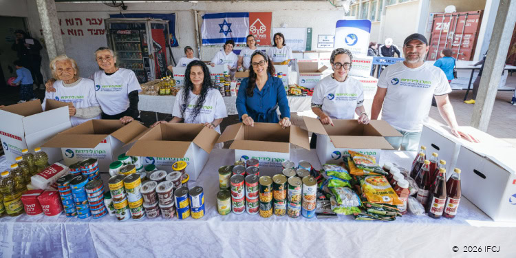 Preparing Passover Food Boxes at Meir Panim - IFCJ